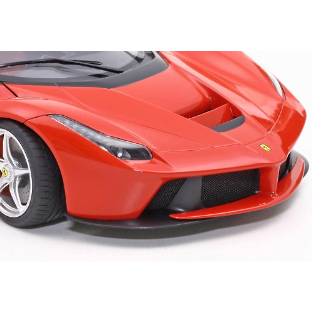 Tamiya 24333 1/24 Laferrari Plastic Model Kit