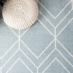 SAFAVIEH Adirondack Collection Runner Rug - 2'6" x 12', Blue & Ivory, Modern Geometric Design, Non-Shedding & Easy Care, Ideal for High Traffic Areas in Living Room, Bedroom (ADR241M)