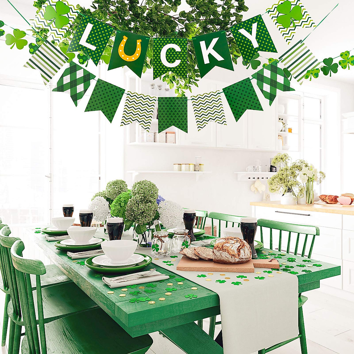 Whaline 4pcs St. Patrick's Day Banner Decoration Pre-Assembled Cartoon Holiday Flag Garland Double-Sided Green Lucky Shamrock Clover Banner Spring Irish Home Party Supplies