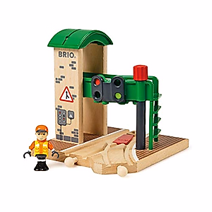 Brio World 33674 - Signal Station - 2 Piece Wooden Toy Train Accessory for Kids Age 3 and Up