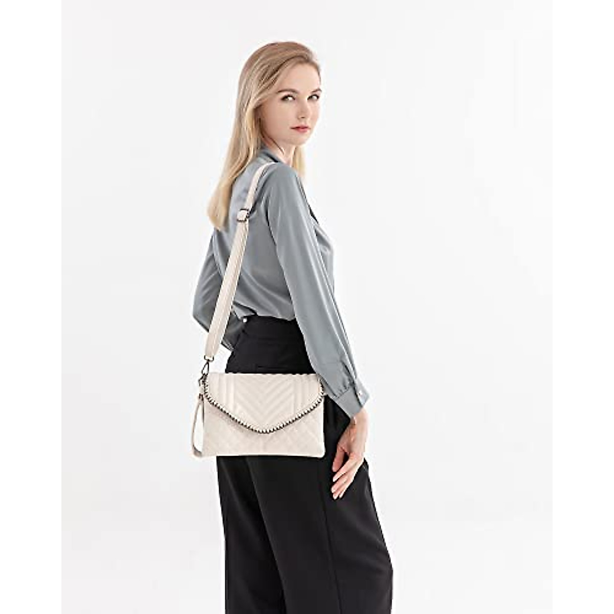 Makukke Crossbody Bags for Women Small Clutch Purses Quilted Satchels Lightweight Handbags Shoulder Bag (Black)