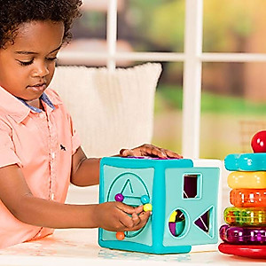 Battat – Sort & Stack Combo – 17-Piece Sensory Sorting Set – Activity Cube With Bead Maze – Educational & Dexterity Toys – 2 Years + – Shape Sorter Cube + Stacking Rings