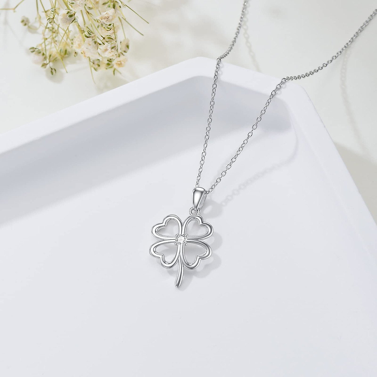 CTIEIP Diamond Four-Leaf Clover Pendant Necklace for Women Sterling Silver Diamond Flower Necklace Jewelry Gift for Her