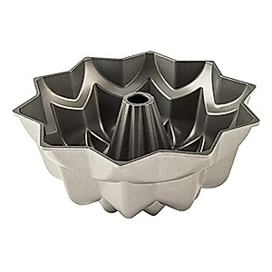 Nordic Ware Vintage Star Bundt Cake Pan, quotL x 9.67&quotW x 3.9&Quoth, Silver