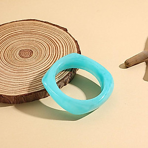 Pingyongchang Multiple Color Square Acrylic Resin Bangle Bracelet Resin Wide Irregular Geometric Plastic Wristbands Cuff Bangle Bracelet for Women Gifts Jewelry-C