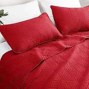 Whale Flotilla Elegant Extra Soft Quilts Queen Size, 3-Piece Lightweight Modern Geometric Full Queen Quilt Bedding Sets Bedspread Coverlet for All Seasons, Red