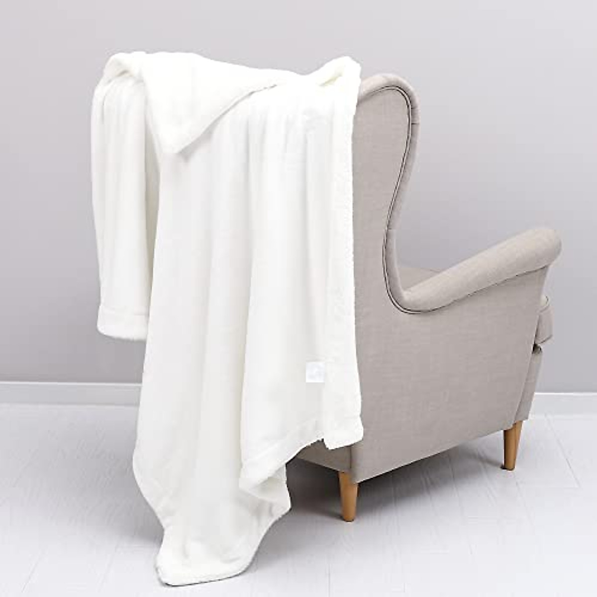 TILLYOU Reversible Plush Sherpa Fleece Baby Blanket for Boys, Girls, Kids, Toddler, Infant, Newborn, 40”x50” - Fuzzy Fluffy Warm Throw Blanket for Toddler Bed, Crib, Stroller, Bassinet, Pet, White