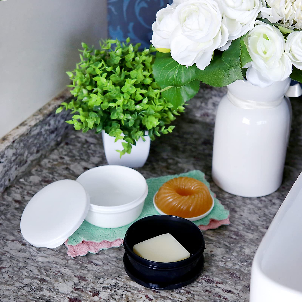 TITATI Soap Holder Travel Case Round Soap Dishes Shampoo Bar Container for Bar Soap, Soap Box for Travel Shower Gym Bathroom (Black + White)