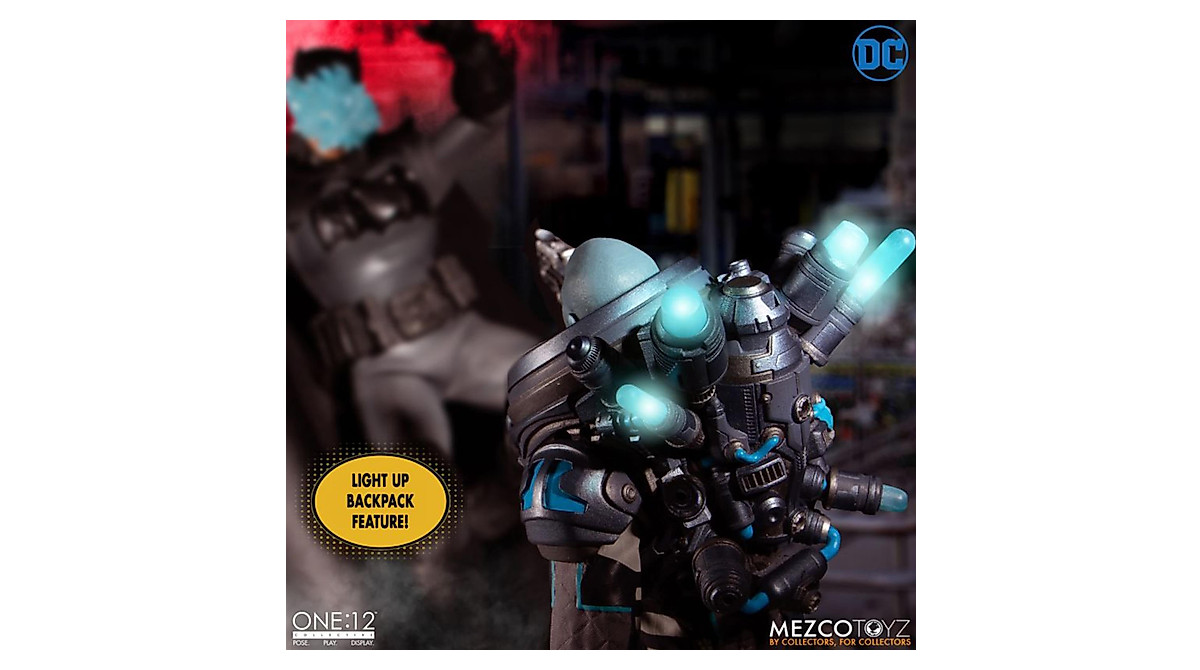 Deluxe Mr. Freeze Action Figure | One:12 Collective