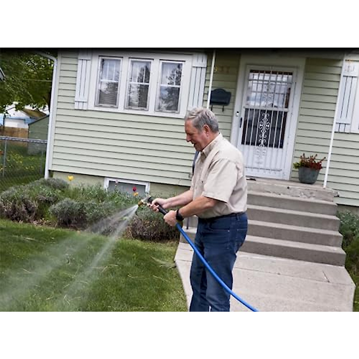 YOTOO Heavy Duty Hybrid Garden Water Hose 5/8-Inch by 50-Feet 150 PSI Kink Resistant, Flexible with Swivel Grip Handle and 3/4" GHT Solid Brass Fittings, Blue