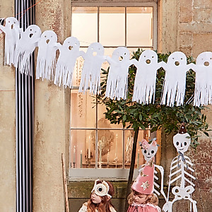Meri Meri Large Tissue Paper Ghosts Halloween Garland (Pack of 1), 6.5’ Strand with Excess Cord, Features 10 White Ghosts with Cut Out Fringed Details, Large Reusable Halloween Party Decoration