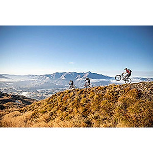 CamelBak Women’s Magic Bike Hydration Pack - Magnetic Tube Trap - 70 oz, Black