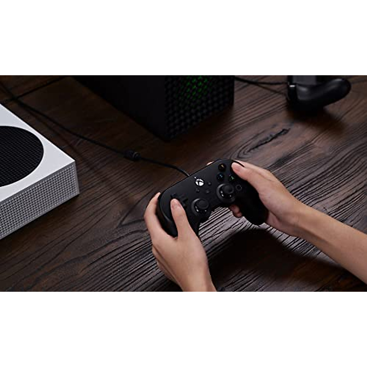 8BitDo Pro 2 Wired Controller for Xbox Series X, Xbox Series S, Xbox One & Windows 10