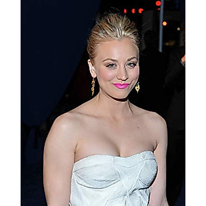 Kaley Cuoco 8 x 10 / 8x10 Glossy Photo Picture Image #26