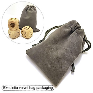 Hometu Creative Wooden Game Dice Set - Skull Head Punk Style Wood Playing Dices Rolling Decider for Indoor Outdoor Party Favor 2PCS