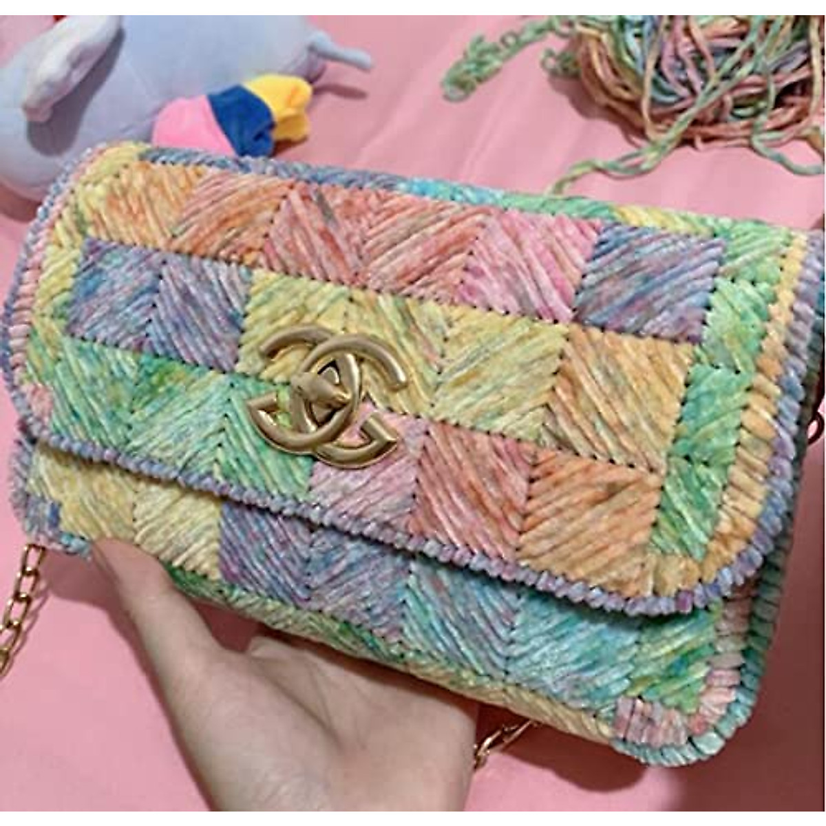 4 Skeins Chenille Yarn，Hand Knitting Soft Glossy Chenille Velvet Amigurumi Yarn for Crochet Weaving Blanket DIY Craft Total 400g (Harvest Green)