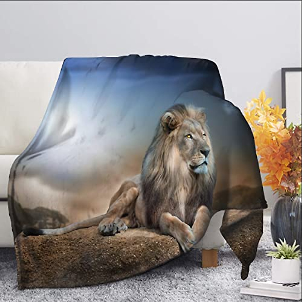 Lion Blanket Lion King Throw Blanket for Adults Moonlight Lion Decor Animal Blanket Super Warm Soft Plush Lightweight Fleece Flannel Blanket Winter Sofa Bedding Blanket Gifts for Kids Women 60"x80"
