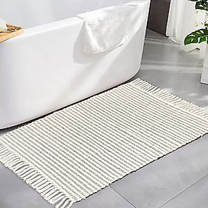 Chardin home Black & Ivory Providence Throw Rug 2x3 feet |Hand Woven Farmhouse Rug | Great in Kitchens entryways doormats Bathrooms Meditation Mat | Machine Washable & Reversible Cotton Rug