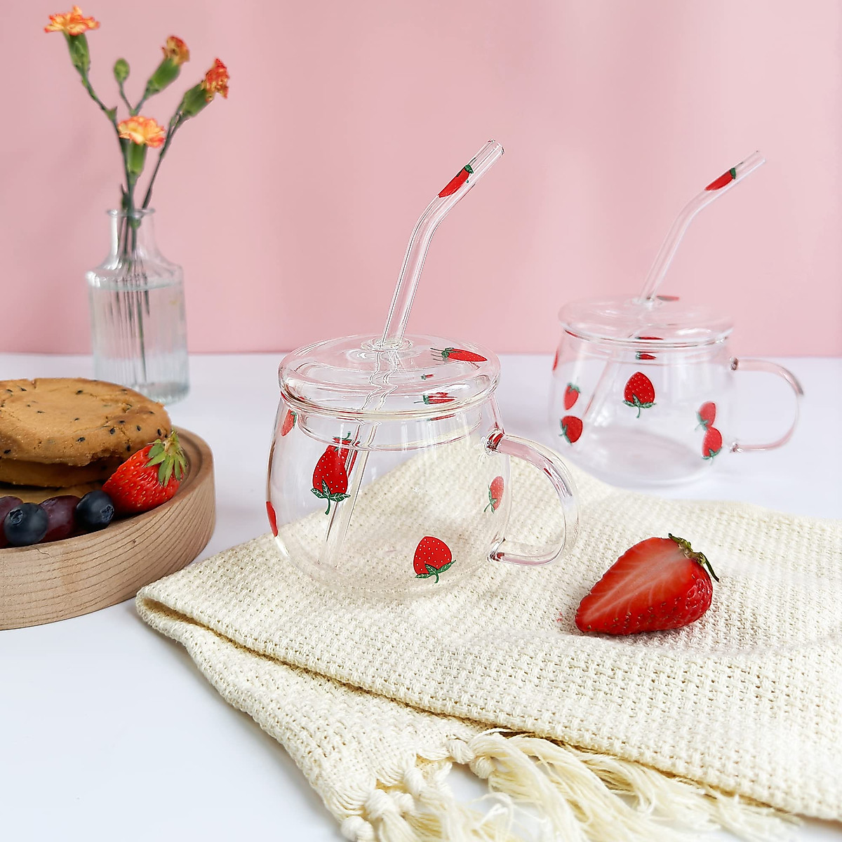 Kreapa strawberry glass cup 2 Sets cute strawberry Clear Glass Mug with Lid and Straw. Strawberry cups with cute strawberry roller stuff pattern decor glass bottle for Juice water milk coffee tea