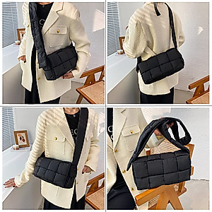 YILINRUI Woven Cotton Padded Women Shoulder Bag Brands Designer Stuffing Down Crossbody Bags for Women 2021 Knitting Handbag (Black)