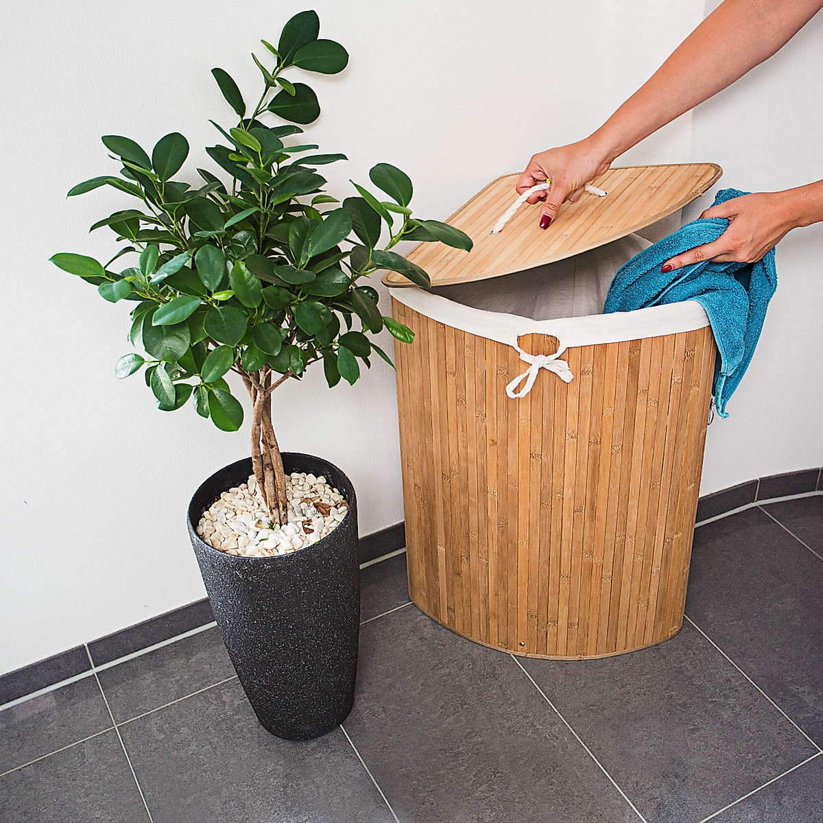 Relaxdays Folding Round Laundry Basket Bin Hamper, 65 x 41 cm, 64 L, Made of Bamboo, Foldable, Black