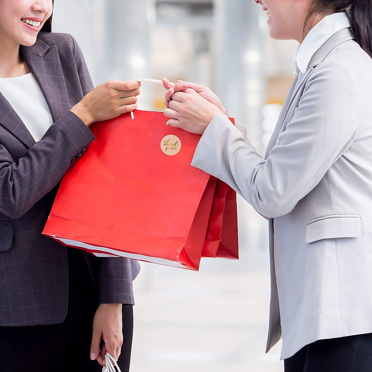 1.5 inch Thank You Stickers for Supporting Your Small Business, 500 Pcs/Roll, Gold Font Round Shape Thank You Labels for Greeting Cards, Shopping Bags (1 roll)