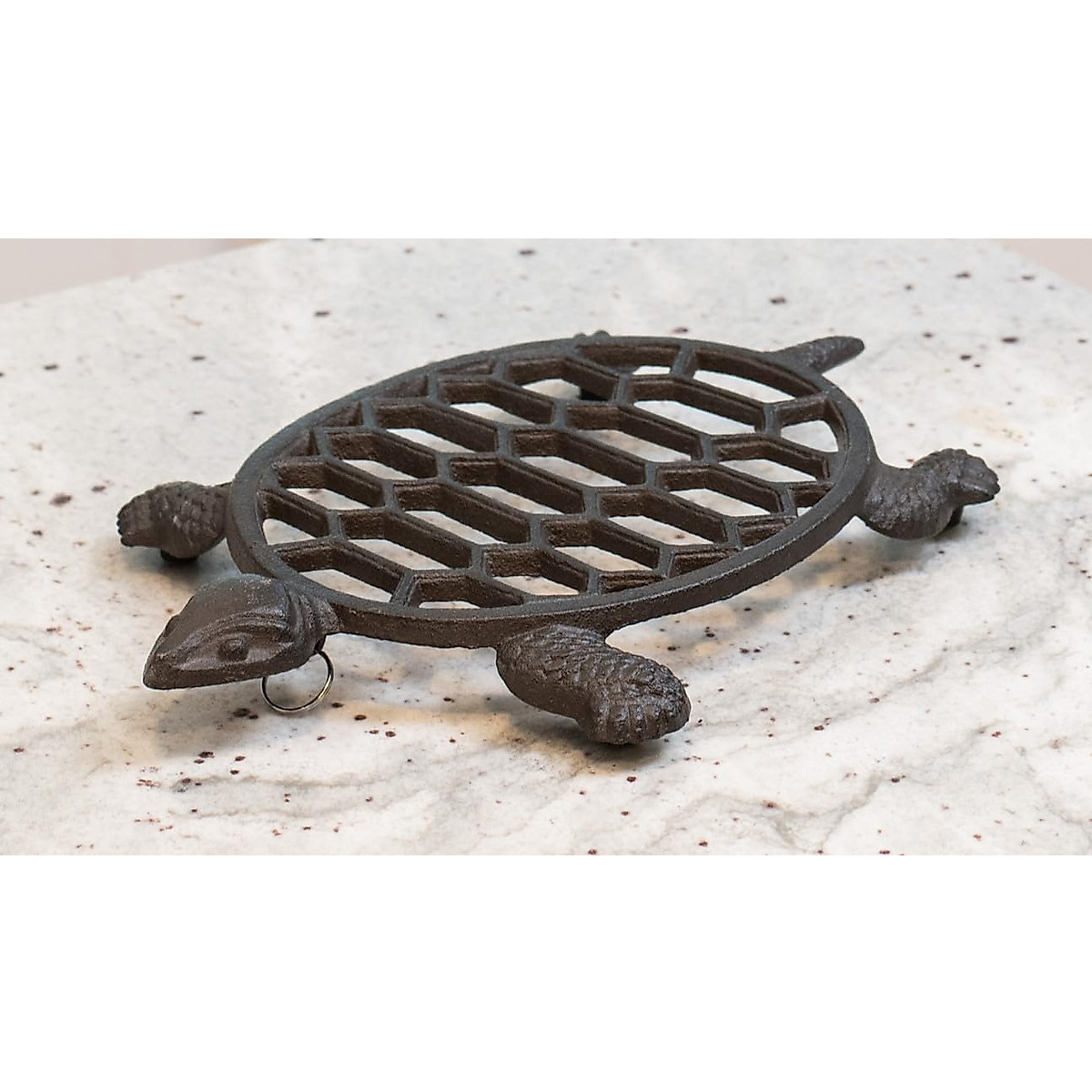 gasaré, Cast Iron Trivet for Pots, Pans, and Hot Dishes, Metal Trivet, Sea Turtle Design, Rubber Feet Caps, Ring Hanger, 11.5 x 8 Inches, Brown, 1 Unit