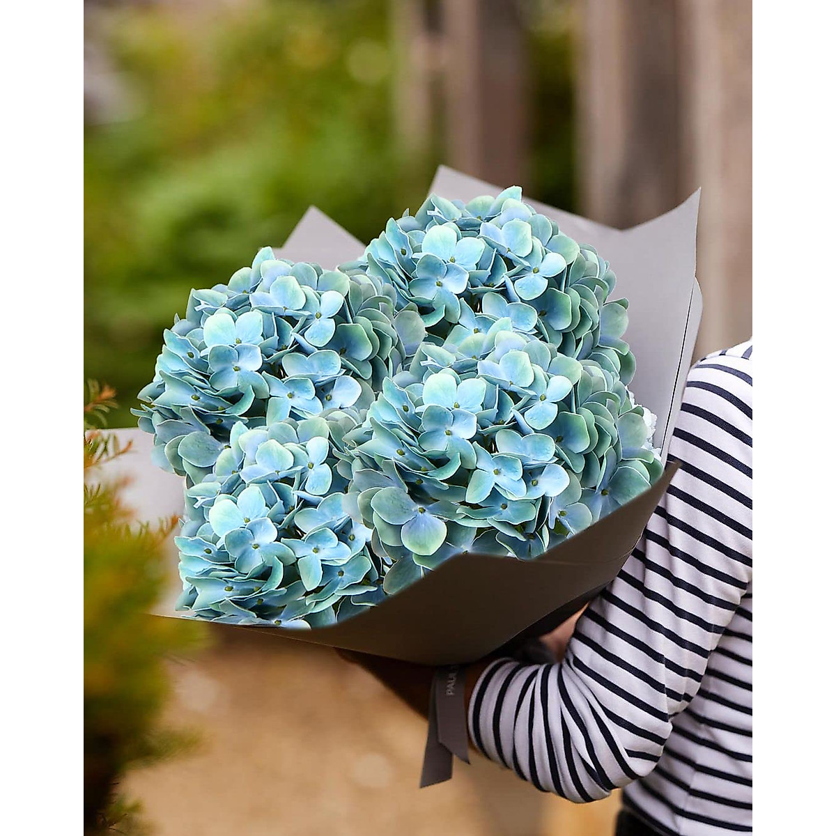 DILATATA 2 Pcs Faux Hydrangea Large Artificial Purple Hydrangea Flowers 26" Real Touch Hydrangea Flowers Lifelike Silk Hydrangea Stems for Wedding Party Garden Home Decor