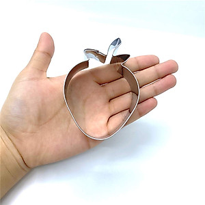 LILIAO Strawberry Cookie Cutter - 2.6 x 3.5 inches - Stainless Steel