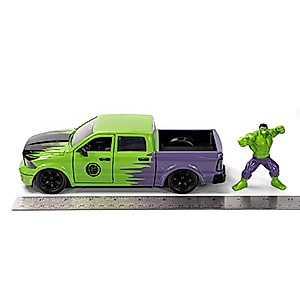 Marvel 1:24 Dodge Ram 1500 Die-Cast Car & 2.75" Incredible Hulk Figure, Toys for Kids and Adults