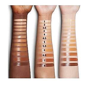 CHARLOTTE TILBURY Charlotte Tilbury Hollywood Flawless Filter for a Superstar Youth Glow Foundation - Hollywood Filter Shade 4 Medium, Beige