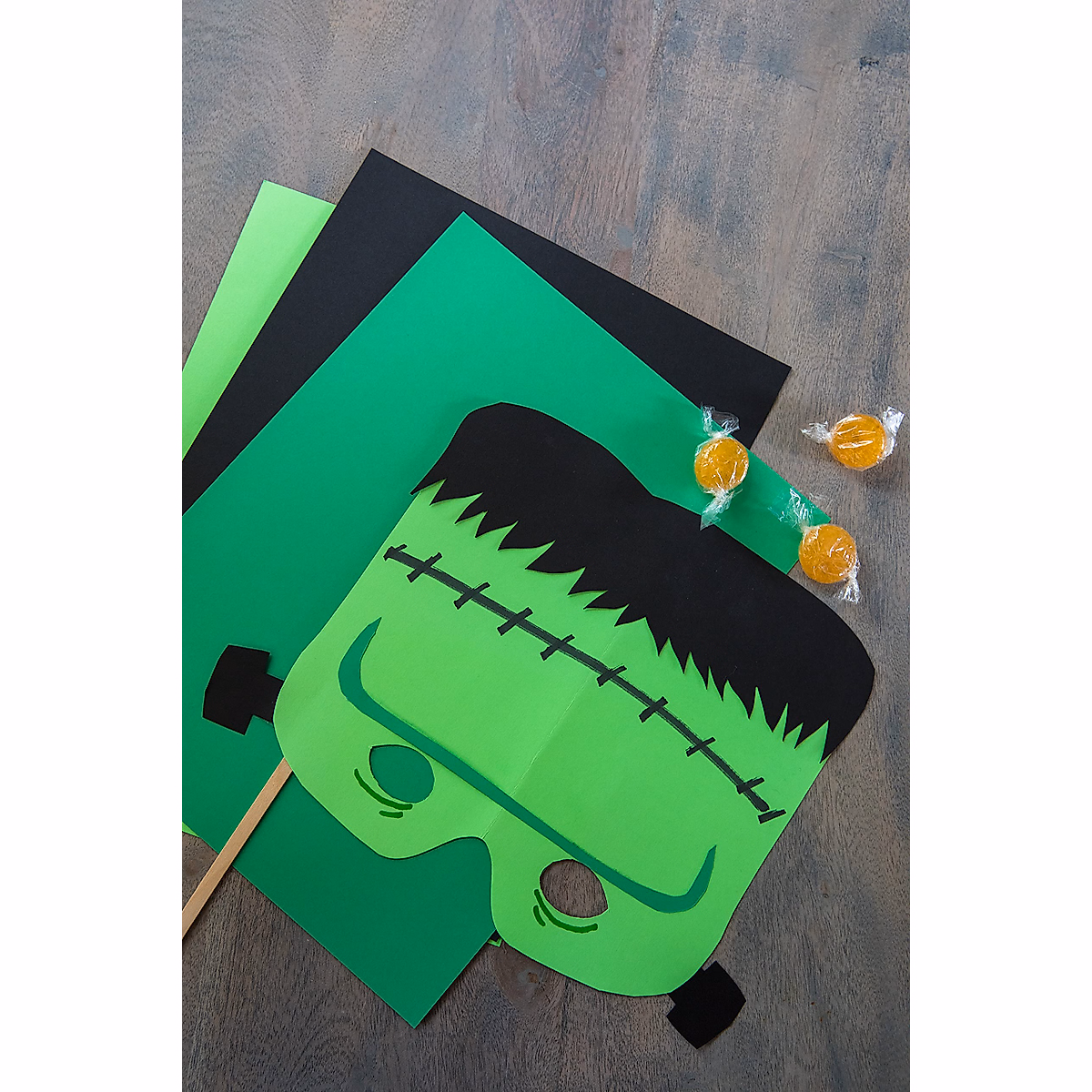 Astrobrights Mega Collection, Colored Paper, Ultra Green, 625 Sheets, 24 lb/89 gsm, 8.5" x 11" - MORE SHEETS! (91677)