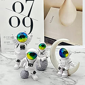 LUOZZY 4 Pcs Astronaut Figurines Cake Topper Miniature Astronaut Toys Space Cake Topper Spaceman Statues for Home Desktop Decor Space Theme Party Decorations