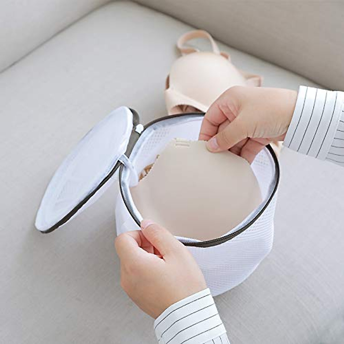 Mesh Laundry Bags Heavy Duty Fine Mesh Wash Bag Travel Storage Organize Bag, Fine Weave Fabric Zipper Closure Travel Laundry Bag (Cylinder)