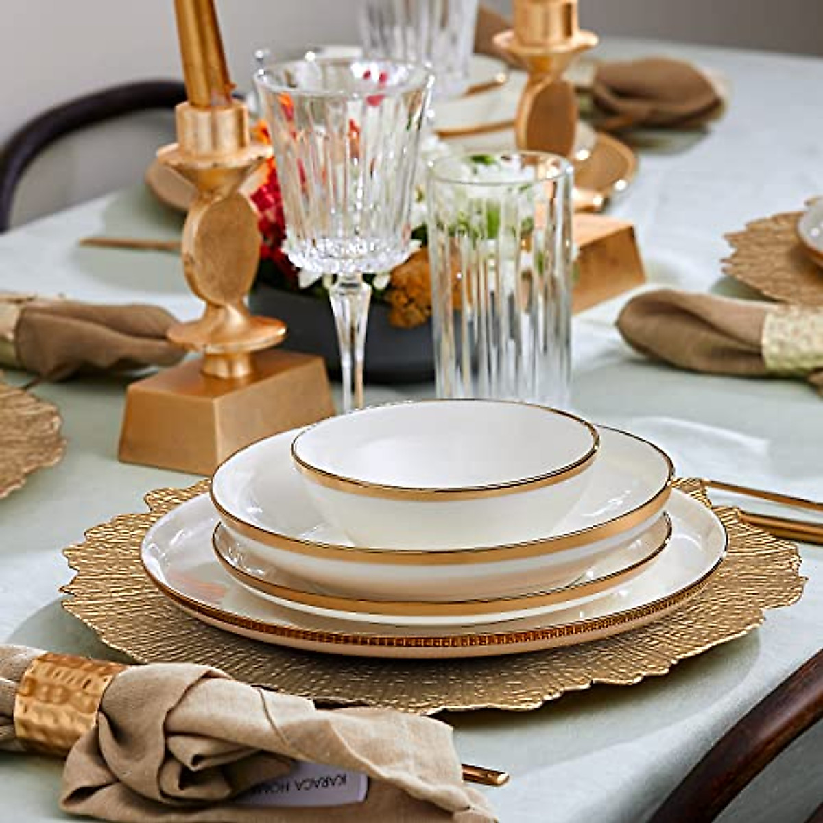 MAONAME 13" Gold Charger Plates Set of 8, Round Reef Chargers for Dinner Plates, Plastic Plate Chargers for Table Setting, Wedding Decor