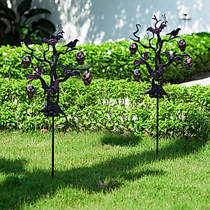 Halloween Solar Light Outdoor Decorations Waterproof 2Pack,Scary Iron Art Pathway Lights Metal Yard Garden Stake Lights Outdoor Lawn Yard Porch Ornaments Bat Skull Tree Party Decor