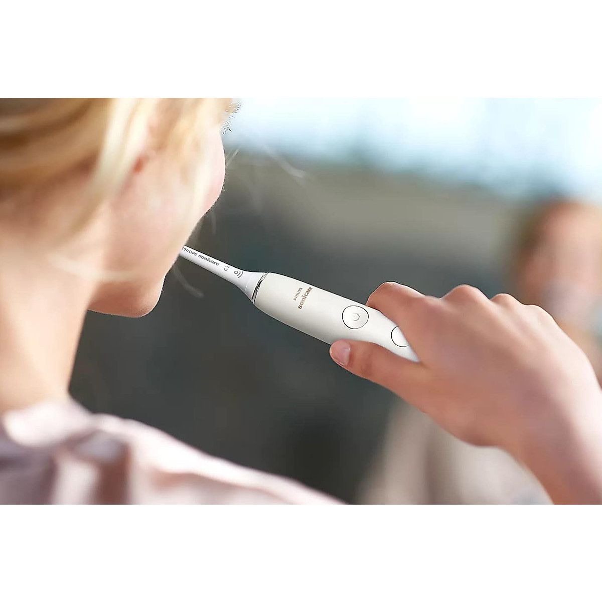 Philips Sonicare DiamondClean 9000 Connected Rechargeable Electric Power Toothbrush, 2-Pack, White + White - Bluetooth, 3 Intensities, 2 Weeks Operating time, Charging Travel Case