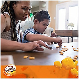 Goldfish Cheddar Crackers, Snack Crackers, 6.6 oz. bag, 6 CT box