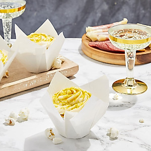 Juvale 100-Pack White Tulip Cupcake Liners for Wedding, Birthday Party, Parchment Paper Baking Cups and Muffin Wrappers for Baby Shower, Tea Party Decorations (2.2x3.15 in)