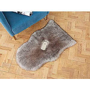 MALONGJI Luxury Soft Small Faux Sheepskin Fur Rugs Area Rug Fluffy Carpets Rug Cushion for Bedroom Living Room Anti-Skid Durable Round Rectangle Fuzzy Rug (Brown, Sheepskin Shape)