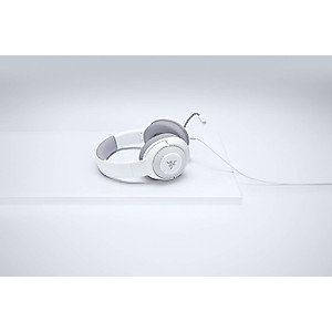 Razer Kraken X Ultralight Gaming Headset: 7.1 Surround Sound Capable - Lightweight Frame - Integrated Audio Controls - Bendable Cardioid Microphone - for PC, PS4, Nintendo Switch - Mercury White