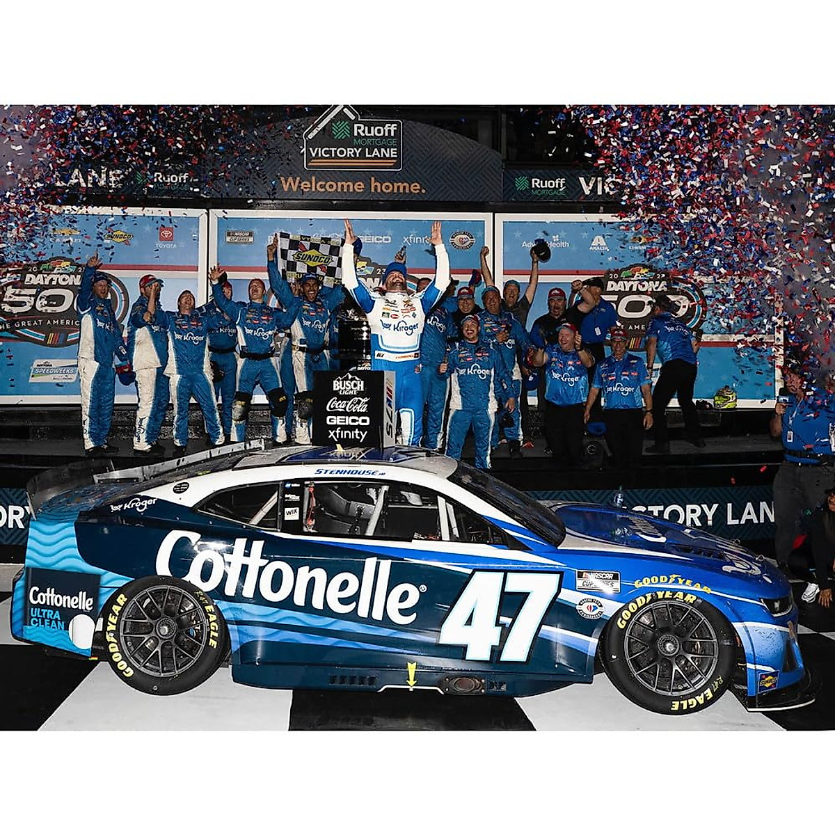 Lionel Racing Ricky Stenhouse Jr 2023 Daytona 500 Raced Version Diecast Car 1:64 Scale