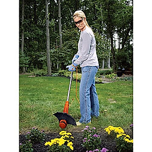 BLACK+DECKER String Trimmer, Electric Automatic Feed, 13-Inch, 4.4-Amp (ST7700)