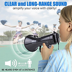 Pyle Megaphone Speaker PA Bullhorn with Built-in Siren 50 Watts & Adjustable Volume Ideal for Football, Baseball, Hockey, Cheerleading Fans & Coaches or for Safety Drills - PMP53IN, Black