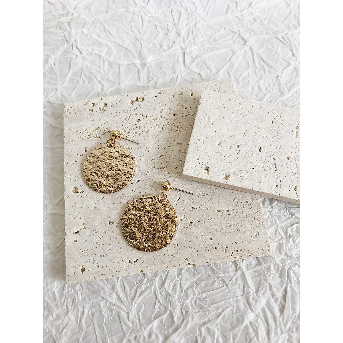 JustMoMoMin Hammered Round Disc Dangle Earrings Polished Circle Drop Earrings for Women Jewelry (Gold)