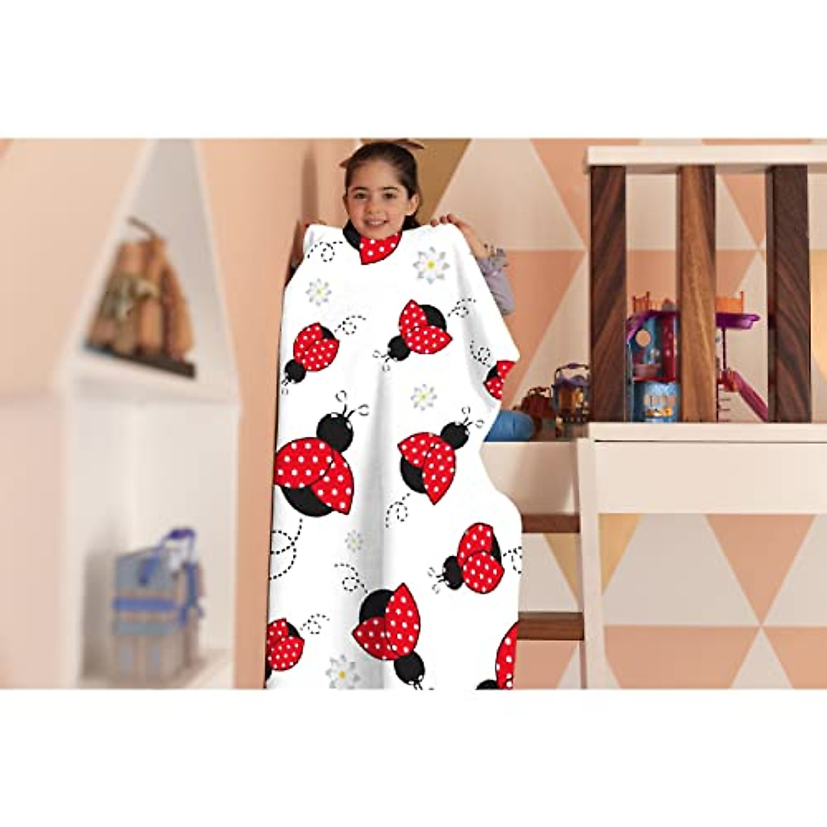 Red Ladybug Cartoon Pattern Blanket Super Soft Throw Warm Lightweight Fuzzy Plush Fleece Blanket for Couch Bed Sofa All Season Personalized Gift to Kids Women 40"x30" for Pets
