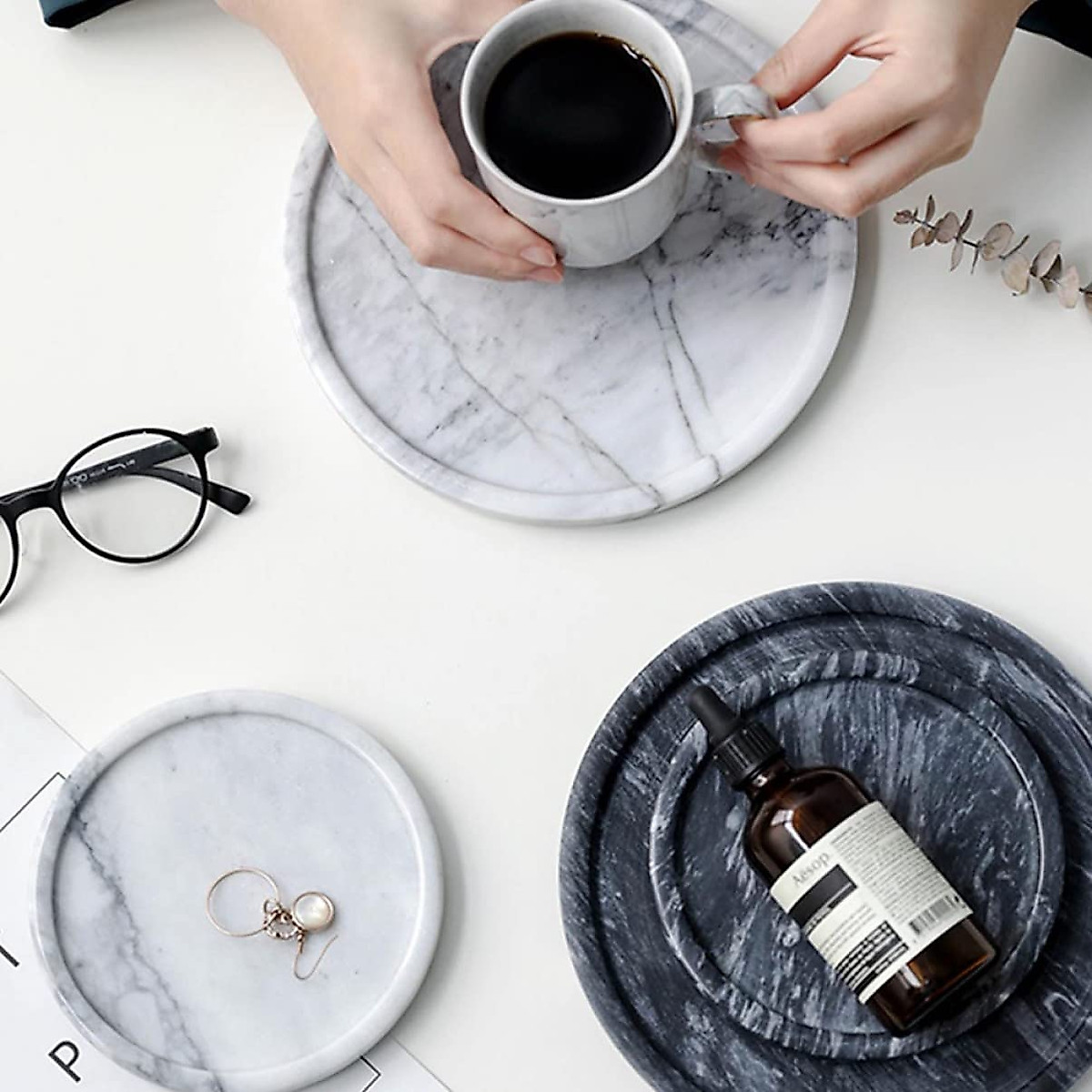 Hoement Wedding Ottoman Trinket Dish Serving for Creative Design Party Fruit Coffee Round Marble Storage Platter Dessert Jewelry Gift Natural Ring Black Accessories Vanity Holder Dried