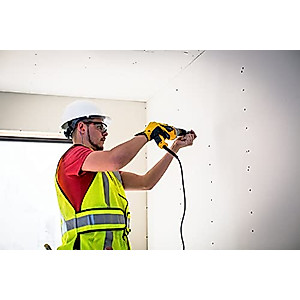 3M Non-Vented Hard Hat with Ratchet Adjustment, Medium, Yellow