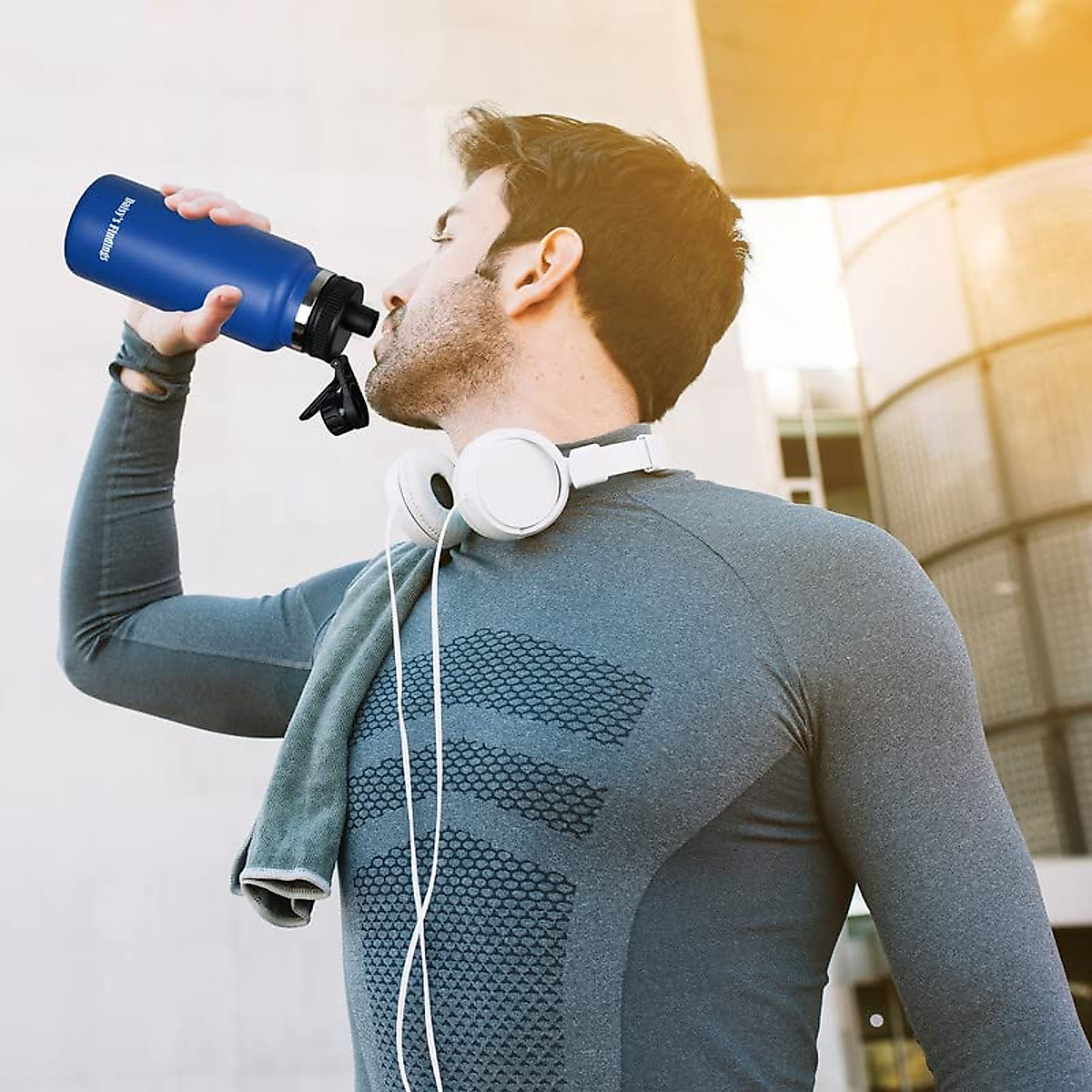 DAISY'S FINDINGS Insulated Water Bottle | Stainless Steel Water Bottles | Water Bottle For Hiking | Sports Water Bottle | 32 Oz Insulated Water Bottle | Simply Modern Water Bottle | White