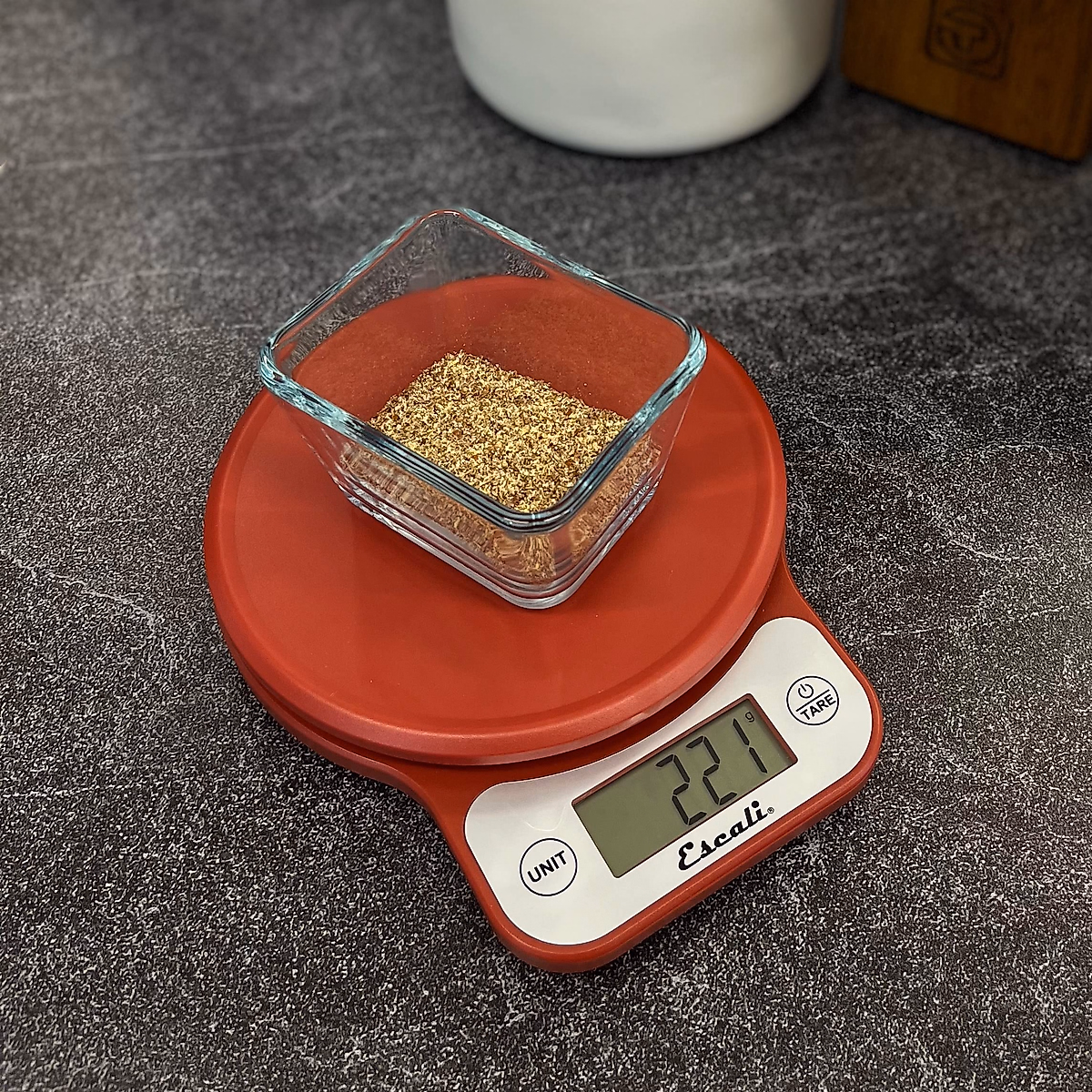 Escali Telero Digital Food Scale, Multi-Functional Kitchen Scale, Precise Weight Measuring and Portion Control, 7.62 x 6.1 x 1.28 inches, Red (T136)